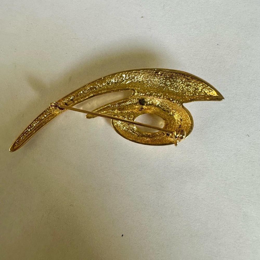 Monet Vintage Infinity Symbol Cut Out Abstract Twist … - Gem